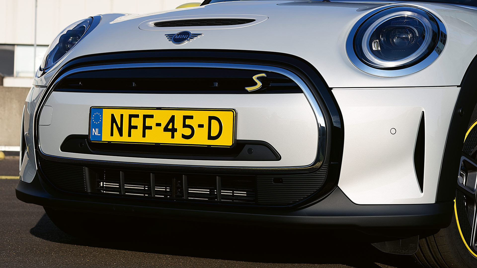 EL MINI COMPLETAMENTE ELÉCTRICO