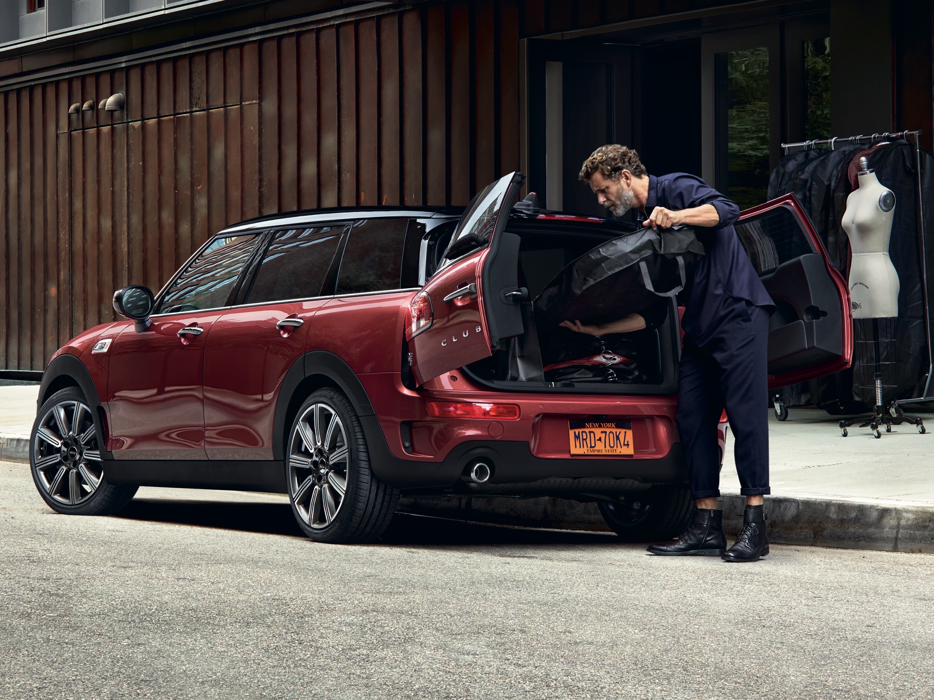 MINI CLUBMAN